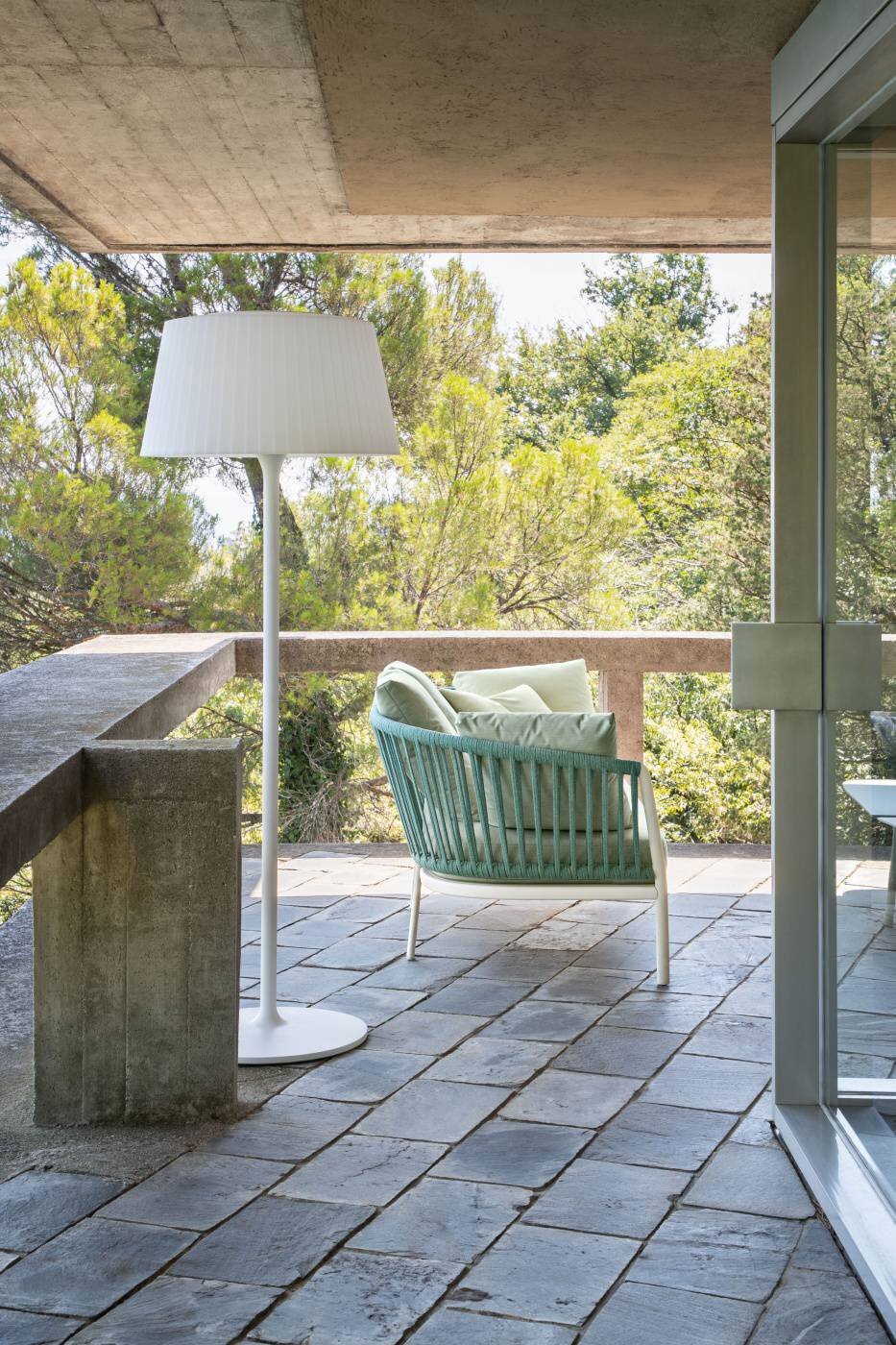 Fast RIA Loungesessel